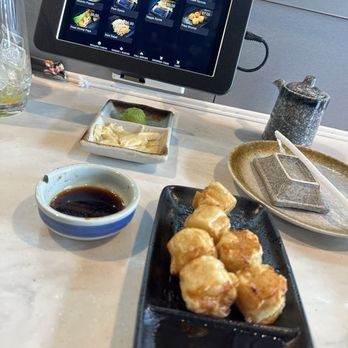 UMAI REVOLVING SUSHI - Updated October 2025 - 308 Photos & 112 Reviews ...