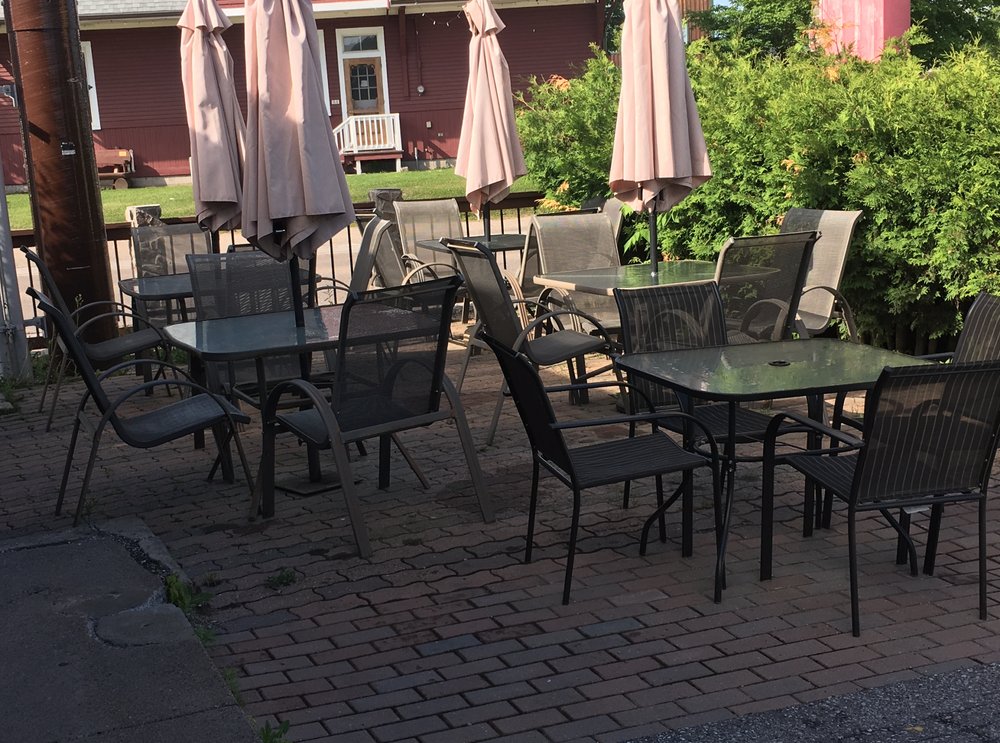 HANNAHS CHICKEN - Updated October 2024 - 12 Photos - 19500 Opeongo Lane ...