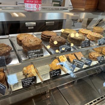 FAT + FLOUR - Updated December 2025 - 303 Photos & 146 Reviews - 11739 ...