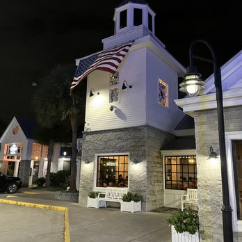 CAPTAIN GEORGES SEAFOOD RESTAURANT - Updated June 2025 - 1065 Photos ...