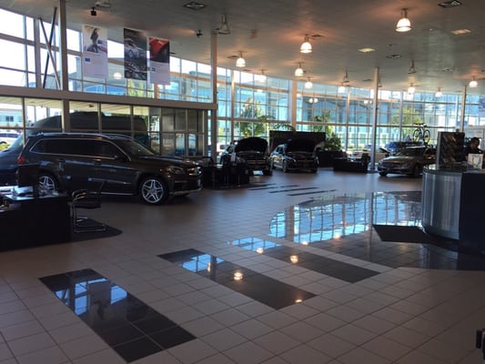 MERCEDES-BENZ MARKHAM - Updated December 2025 - 31 Photos & 26 Reviews ...