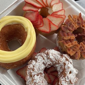 JARAMS DONUTS - Updated March 2025 - 850 Photos & 422 Reviews - 17459 ...