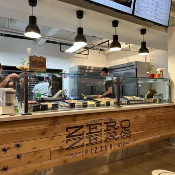 ZEROZERO39 PIZZERIA - Updated August 2024 - 143 Photos & 88 Reviews - 440 S Anaheim Blvd ...