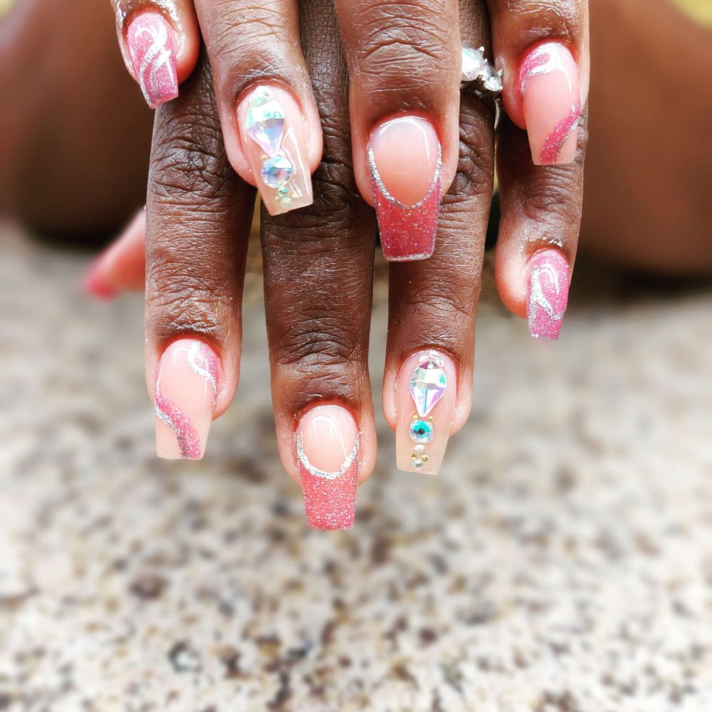 WEEKEND NAILS - Updated September 2025 - 109 Photos & 23 Reviews - 3111 N Rainbow Blvd, Las ...