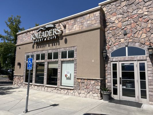 KNEADERS BAKERY & CAFE - Updated December 2025 - 84 Photos & 166 ...