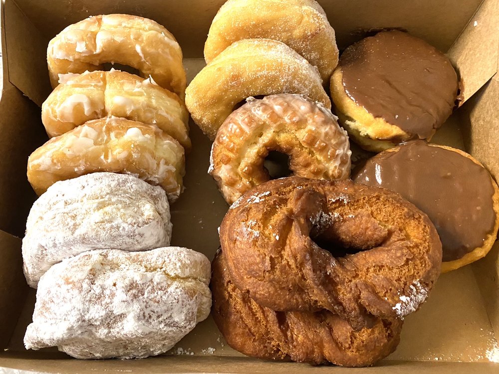 COUNTRY STYLE DONUTS - 214 Photos & 202 Reviews - 8902 W Broad St ...