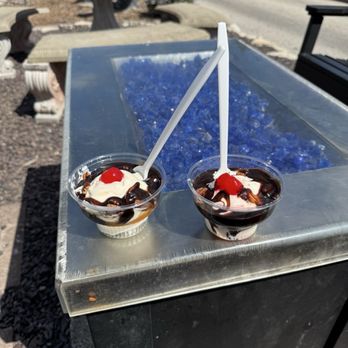 SHIVERS FROZEN CUSTARD & COFFEE - Updated October 2025 - 92 Photos ...