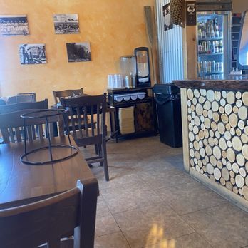 CRAB ROCK PIZZA - Updated December 2024 - 69 Photos & 79 Reviews - 604 ...