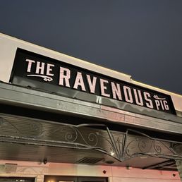 THE RAVENOUS PIG - Updated April 2026 - 3579 Photos & 1832 Reviews ...