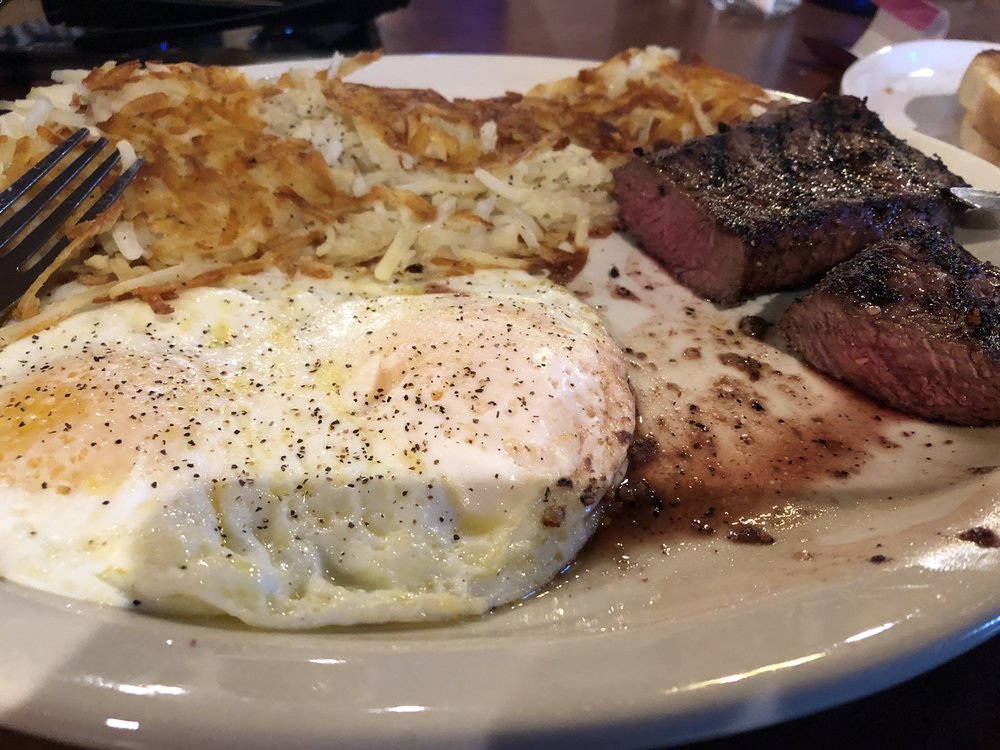 BUZZ INN STEAKHOUSE & LOUNGE - Updated April 2025 - 35 Photos & 85 ...