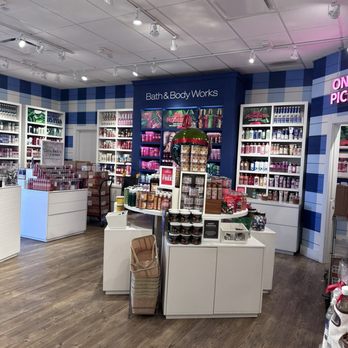 Bath and body works okc store