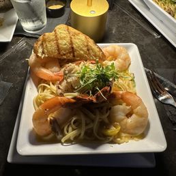 KATCH KITCHEN & COCKTAILS - Updated October 2024 - 280 Photos & 197 ...