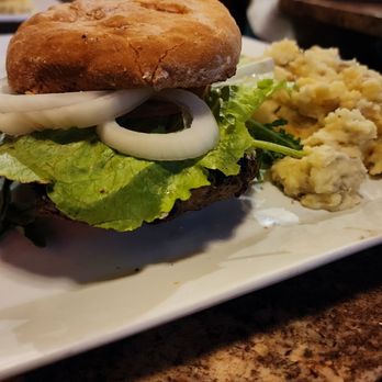 HOPS DOWNTOWN GRILL - Updated June 2025 - 279 Photos & 409 Reviews ...