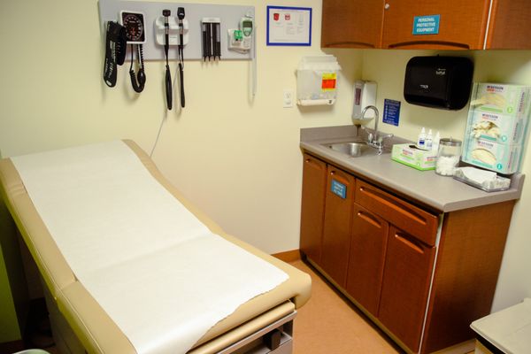 ALTAMED MEDICAL GROUP - COMMERCE - Updated December 2025 - 24 Photos ...