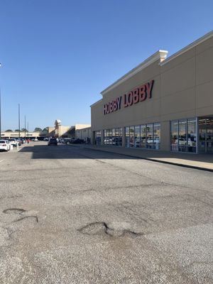 HOBBY LOBBY - Updated December 2025 - 71 Photos & 31 Reviews - 10955 Fm ...