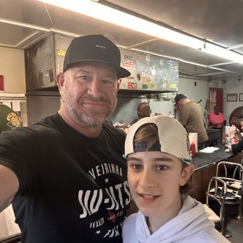 DUBL-R OLD FASHIONED HAMBURGERS - Updated September 2025 - 127 Photos ...