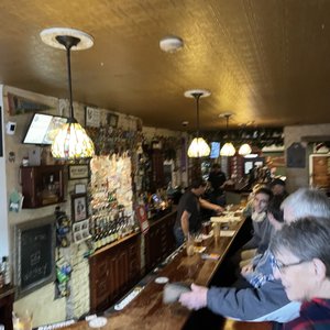 THE GARRYOWEN IRISH PUB - 505 Photos & 662 Reviews - 126 Chambersburg ...