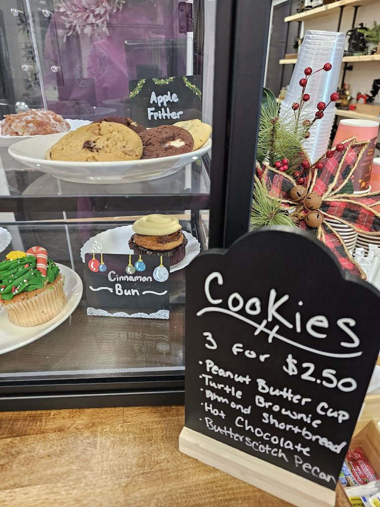 CALEDONIA CAFE - Updated December 2025 - 16 Photos - 6195 Chambersburg ...