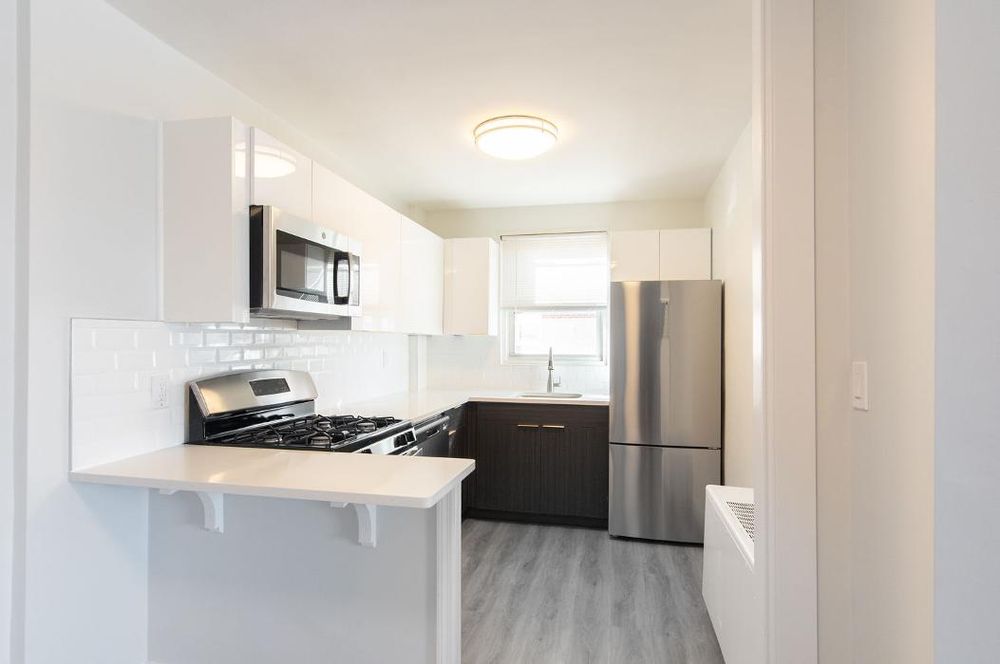 WESTMINSTER TOWERS - Updated June 2026 - 33 Photos - 801 N Broad St ...