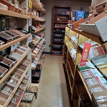 FUMAR CIGARS - Updated June 2025 - 54 Photos & 50 Reviews - 2010 W ...