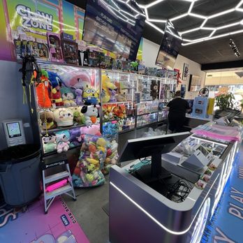 CLAW ZONE - Updated December 2025 - 36 Photos & 11 Reviews - 5629 Outer ...