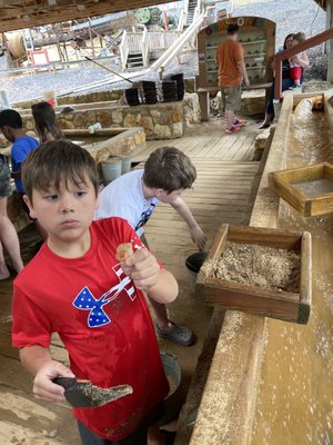 CRISSON GOLD MINE - Updated May 2024 - 78 Photos & 44 Reviews - 2736 ...