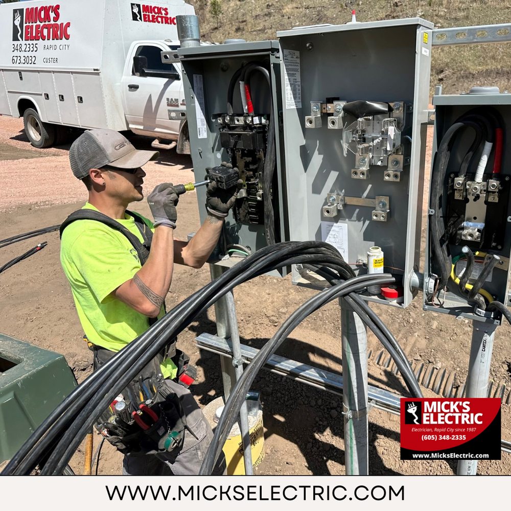 Mick’s Electric - Updated September 2025 - 43 Photos - 1304 Oregon St ...
