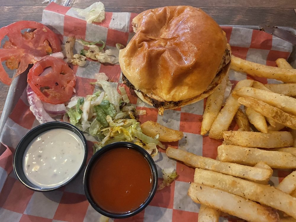 THE RUSTY GATOR - Updated December 2024 - 13 Reviews - 1005 16th St ...