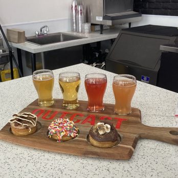 OUTCAST DOUGHNUTS - Updated May 2024 - 140 Photos & 94 Reviews - 104 W ...
