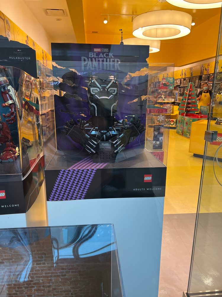 LEGO STORE - Updated August 2025 - 35 Photos & 18 Reviews - 6020 E 82nd ...