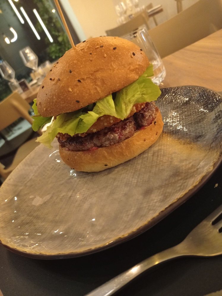 BELL’ E BURGER BISTROT - Updated April 2024 - Via Picentia 125, Sant ...