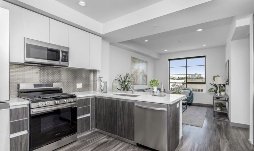 MB CONSTRUCTION - Updated October 2025 - 33 Photos - 7817 Sedan Ave, Los Angeles, California ...