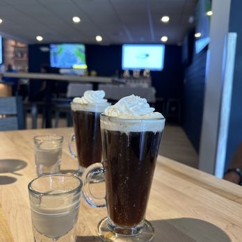 ALE HOUSE COLUMBIA - Updated May 2024 - 696 Photos & 740 Reviews - 6480 ...