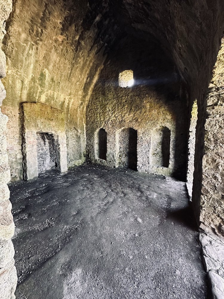 HELLFIRE CLUB - Updated April 2026 - 22 Photos - 16 Montpelier Hill ...