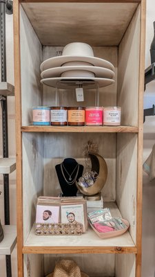 LILI LUXE BOUTIQUE - Updated May 2026 - 10 Photos - 1133 North H St ...