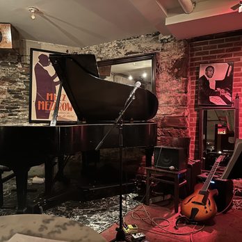 MEZZROW - Updated September 2025 - 151 Photos & 114 Reviews - 163 W ...