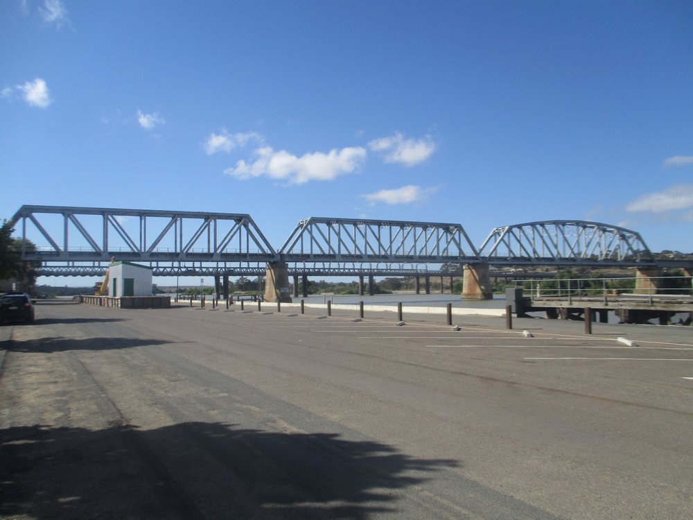 MURRAY BRIDGE TRAIN MEMORIAL - 1 Wharf Rd, Murray Bridge South ...