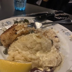 PENNYVILLE STATION - 114 Photos & 148 Reviews - American (New) - 112 ...