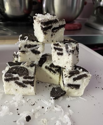 THE FUDGE LADY - Updated August 2024 - 11 Photos - 11 S Main St ...