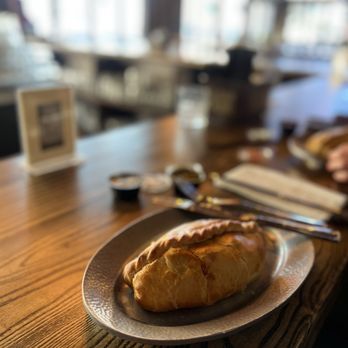 CORNISH PASTY - Updated May 2025 - 942 Photos & 866 Reviews - 7 W ...