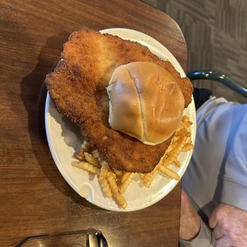 LPL’S RESTAURANT & PUB - Updated February 2025 - 65 Photos & 64 Reviews ...