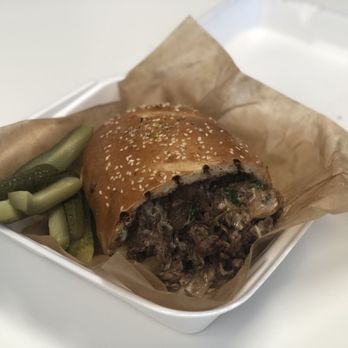 ROAD GRILL FOOD TRUCK - Updated January 2026 - 29 Photos & 11 Reviews ...