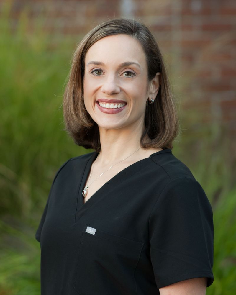 DERMATOLOGY ASSOCIATES - Updated May 2025 - 60 Reviews - 10215 SW Hall ...