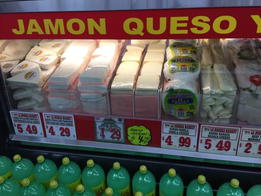 LA BODEGA MARKET - Updated December 2025 - 31 Photos & 43 Reviews ...