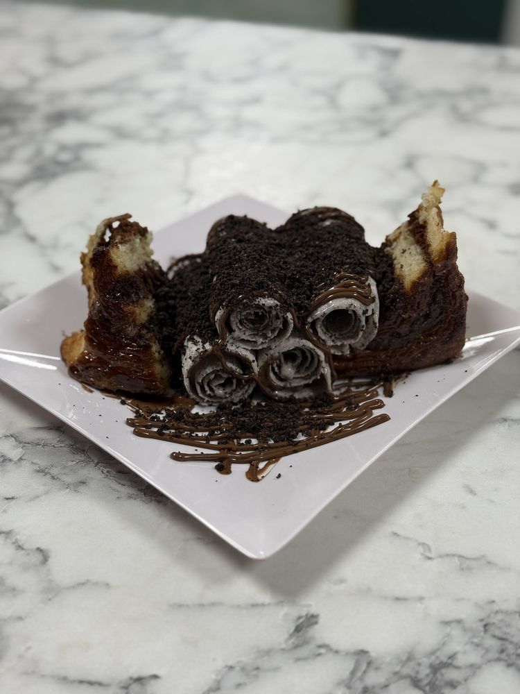 FRENCHIE’S ICE CREAM ROLLS - Updated February 2025 - 16 Photos ...