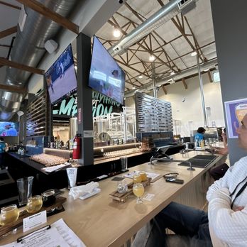 EPIGRAM BREW - Updated January 2025 - 80 Photos & 50 Reviews - 394 ...