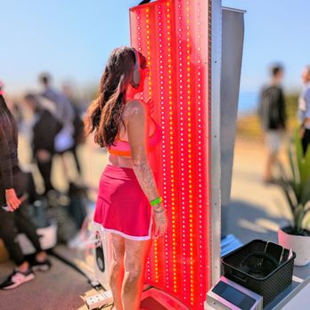 LUMATI - Updated October 2025 - 22 Photos - 613 Westlake St, Encinitas ...