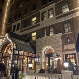 CHAZ ON THE PLAZA - Updated July 2025 - 300 Photos & 221 Reviews - 325 ...