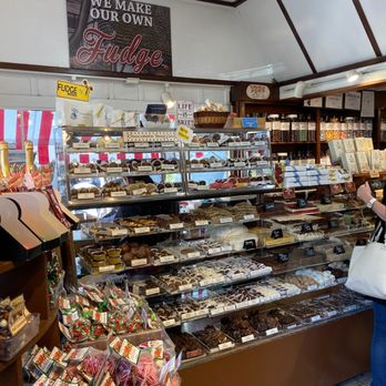 COTTAGE OF SWEETS - Updated January 2025 - 378 Photos & 279 Reviews ...