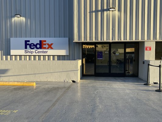 FEDEX SHIP CENTER - Updated January 2026 - 700 N Nimitz Hwy, Honolulu ...